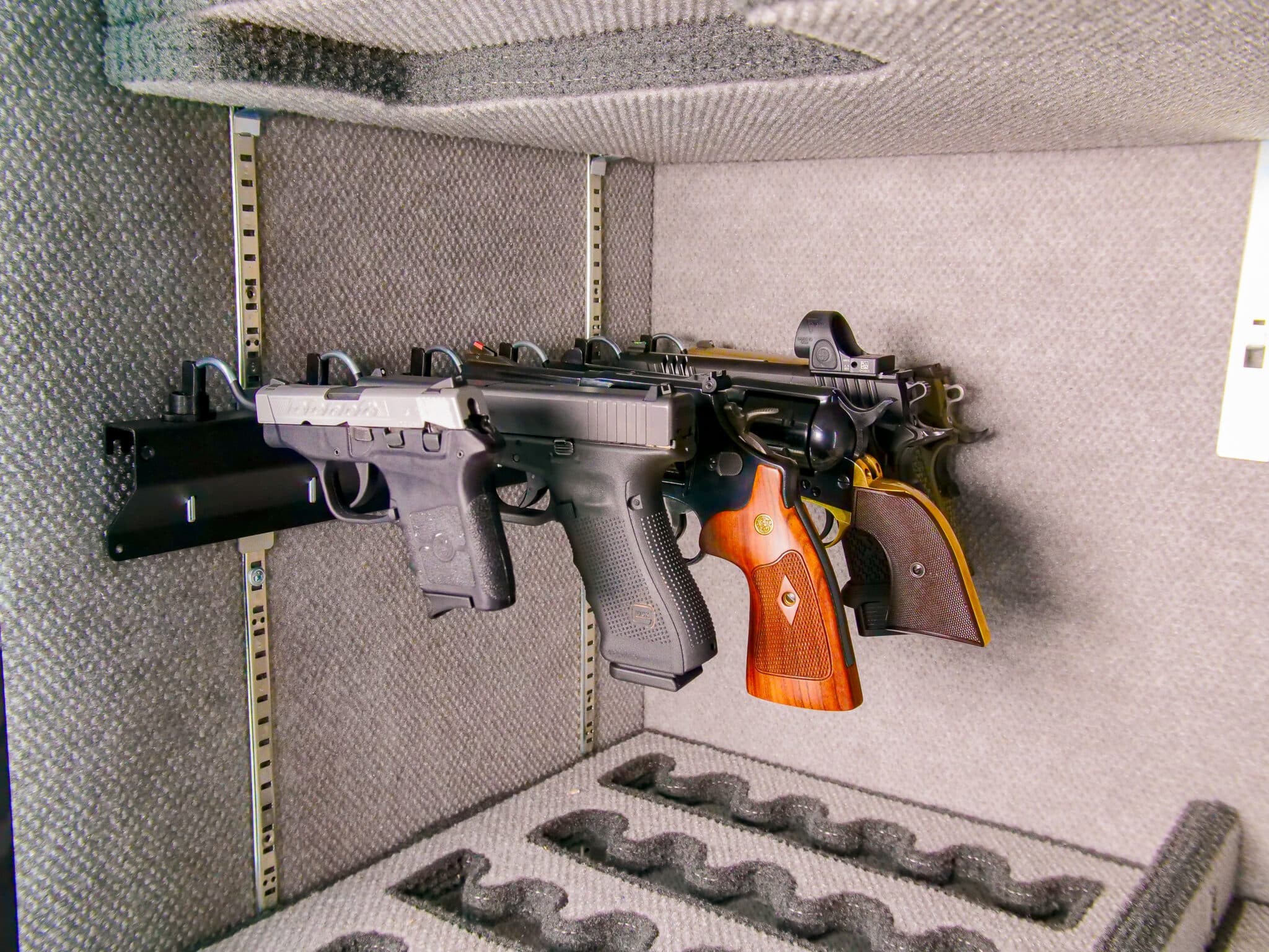 Berry's Gun Safe Pistol Rack | 4-Gun & 6-Gun Handgun Rack